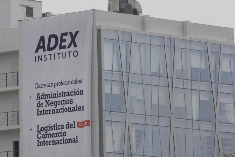 ADEX Educación Continua: Carreras y costos [2025]